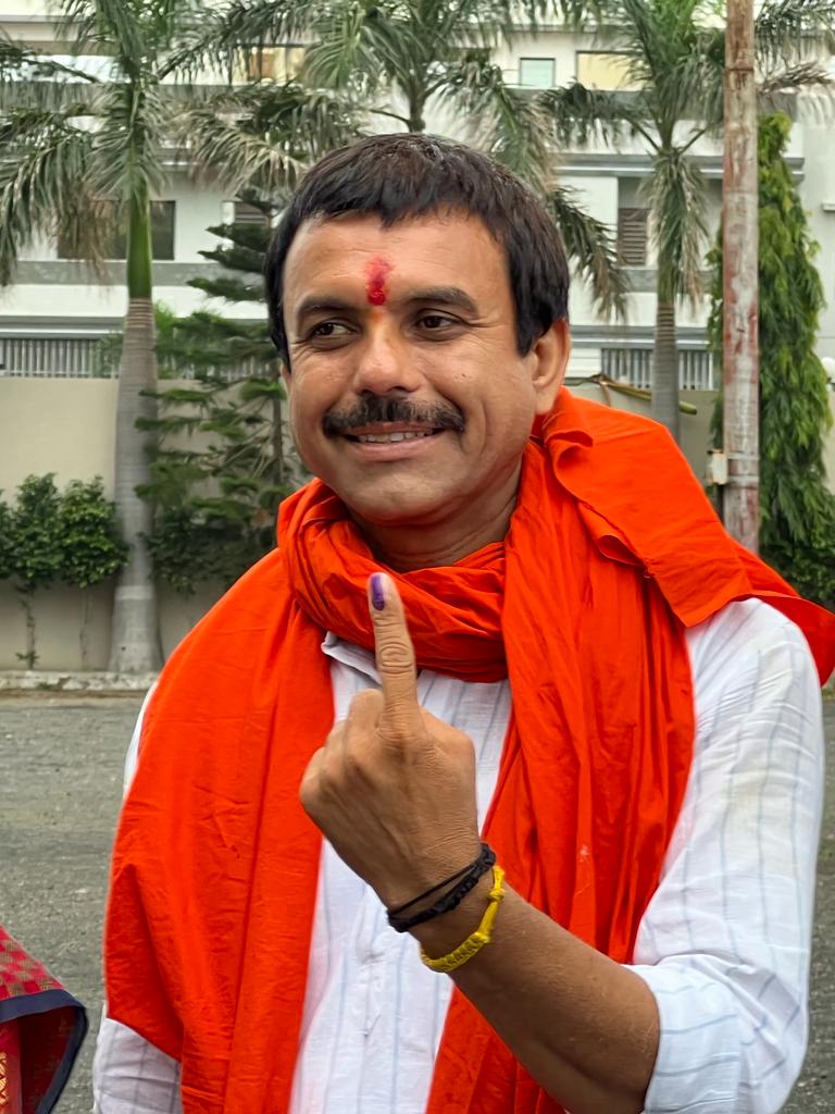 Ratlam News:प्रदेश में सर्वाधिक मतदान करने पर विधायक काश्यप व महापौर ...